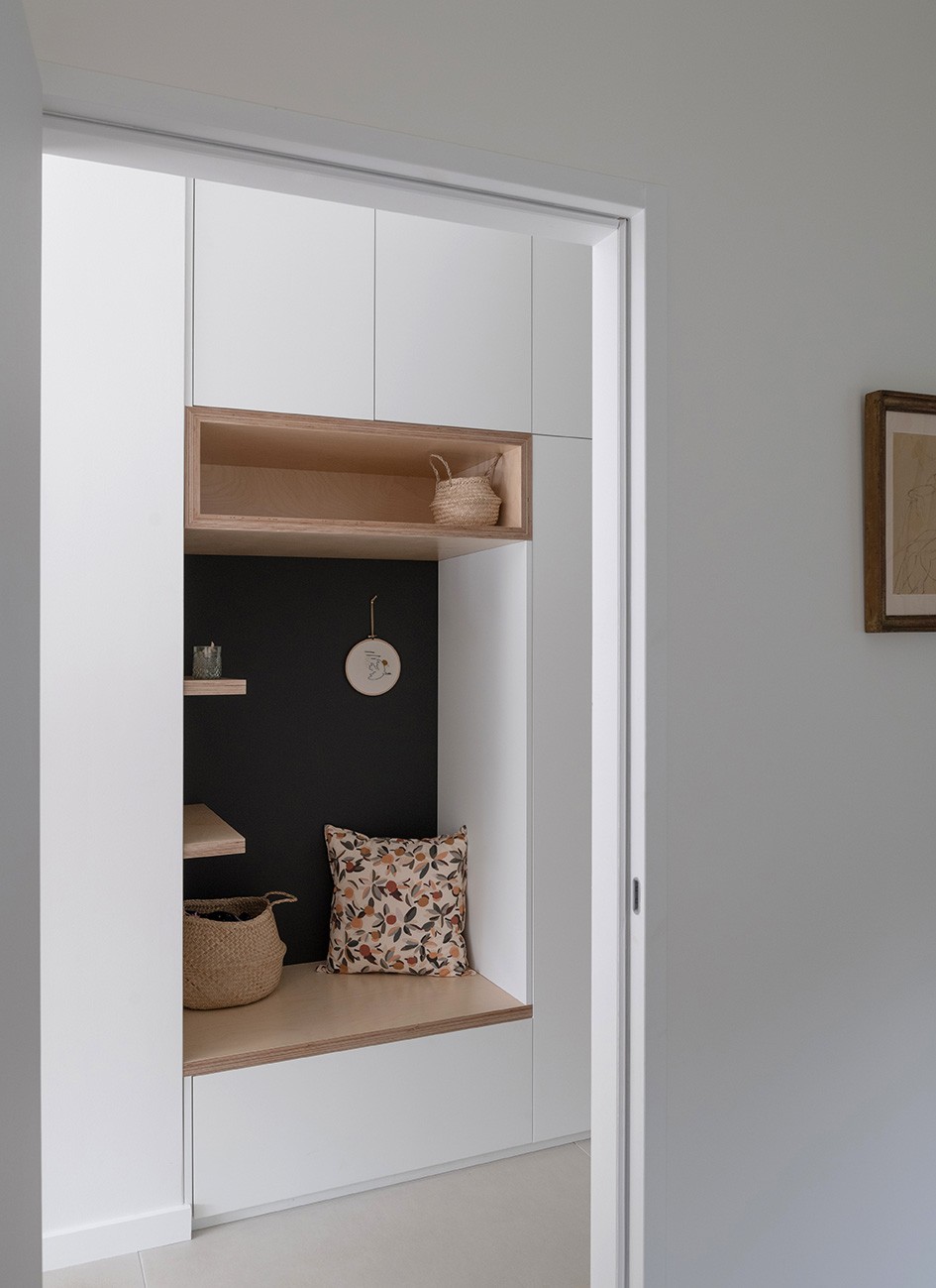 There is such a set of 178 square meters in the suburbs. What are you ...