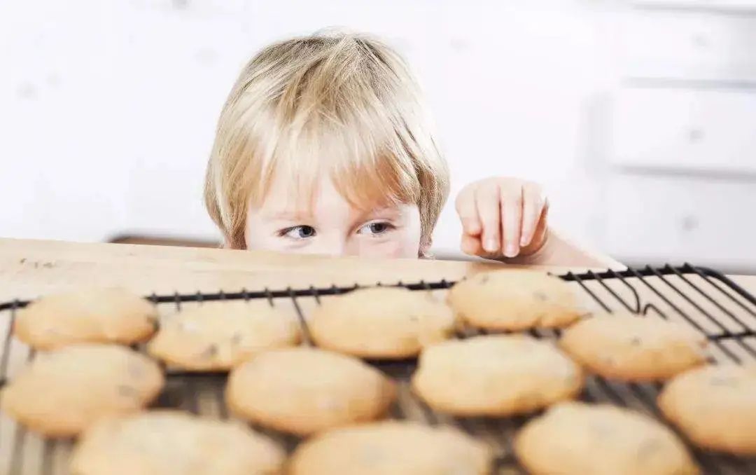 Can I have snacks? What if parents disagree? - iNEWS