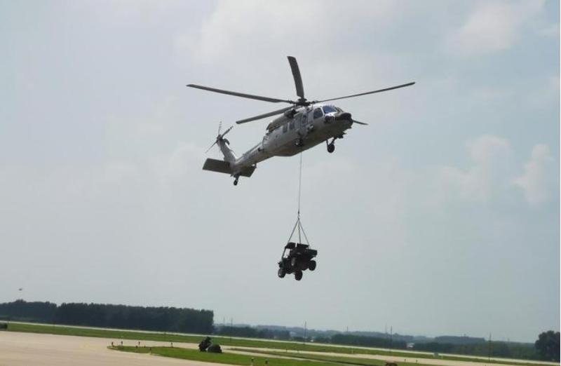 Zhi-20KA becomes a bright spot: the "Lynx" is hung when flying, and the ...