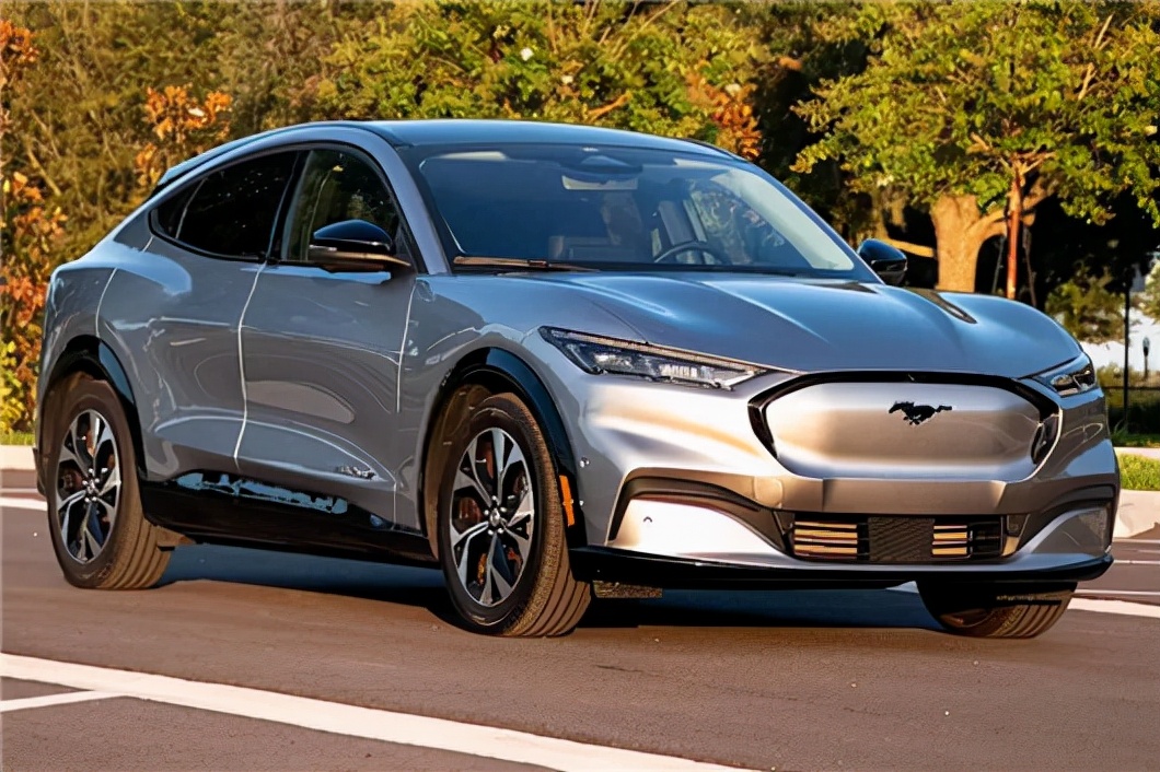 To make way for Mach-E, Ford "sacrifices" two electric vehicles - iNEWS