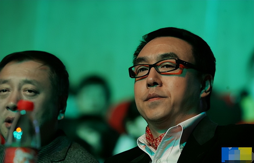 Uncover the double-faced lives of the 5 chief directors of the Spring ...