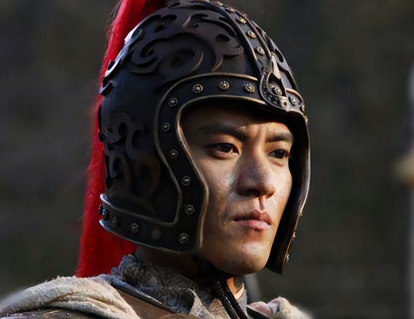 A famous general marries a princess, but she dislikes her. The emperor ...