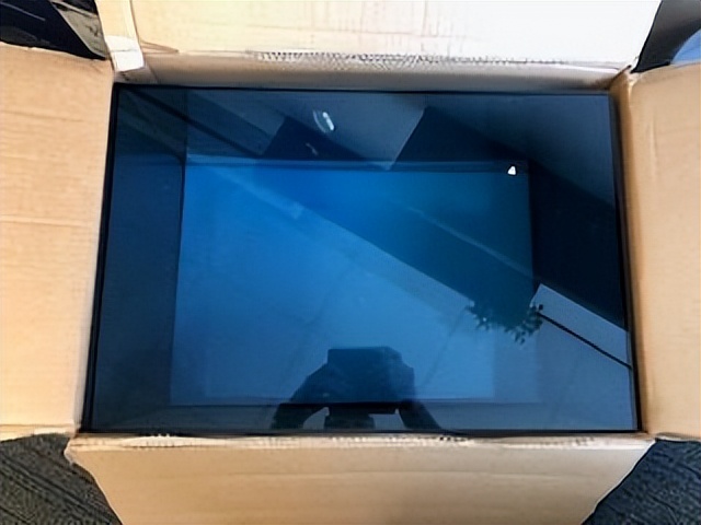 "Case Sharing" Packaging Solutions for Acrylic Display Cabinets - iNEWS