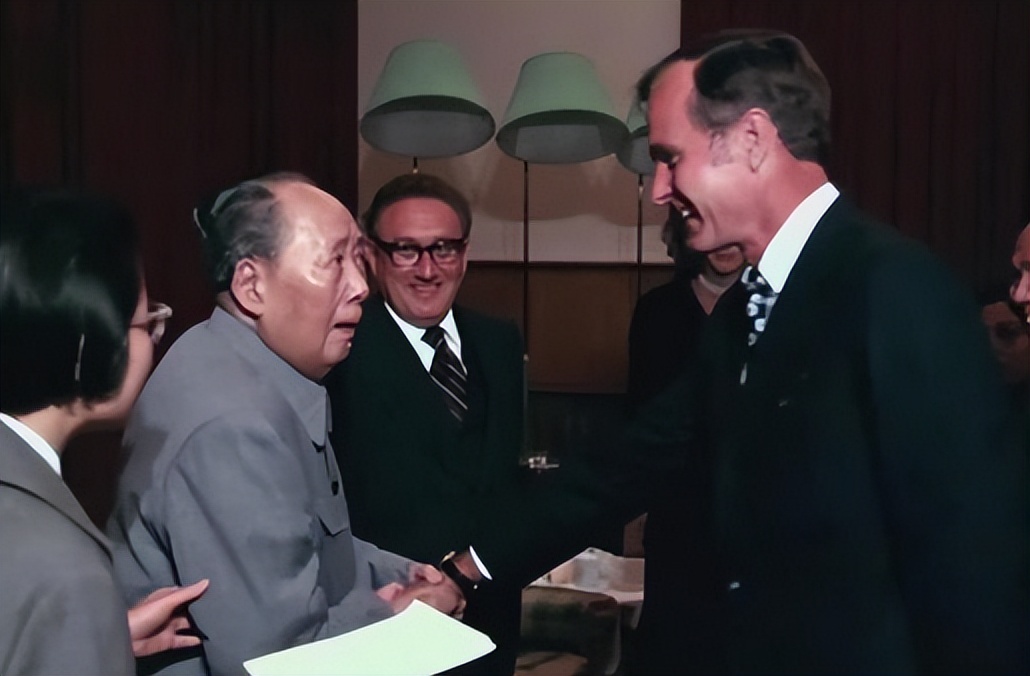 In 1974 Mao Zedong said to him: You can be president in the future!Sure ...