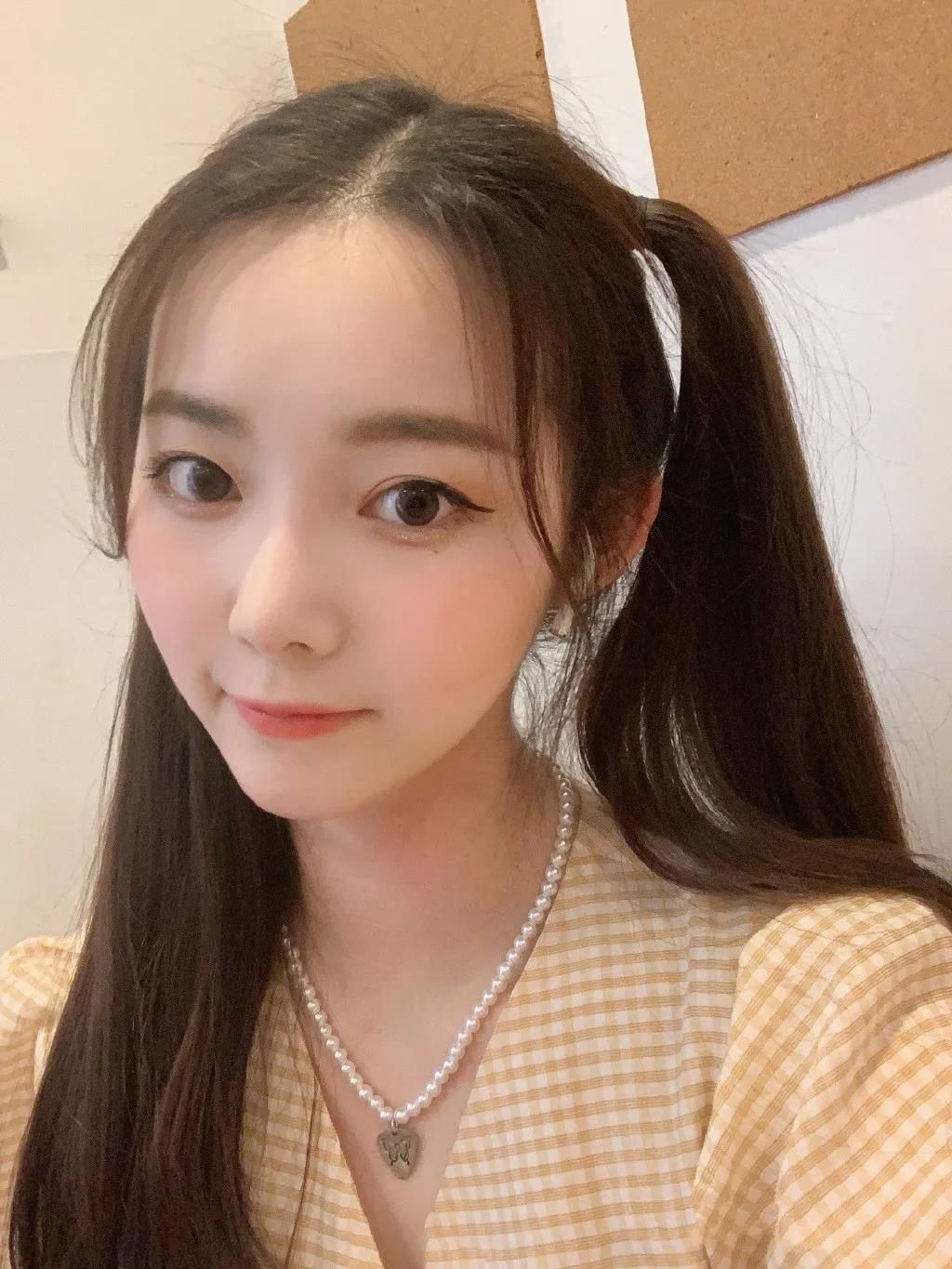 Feng Wanhe, a sweet and charming goddess - iNEWS