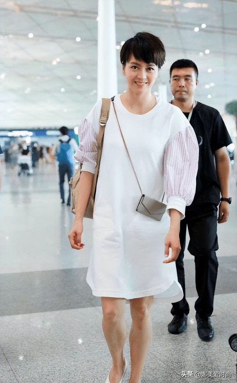 Gigi Leung and his wife seldom show up, their yellow hair is too thin ...