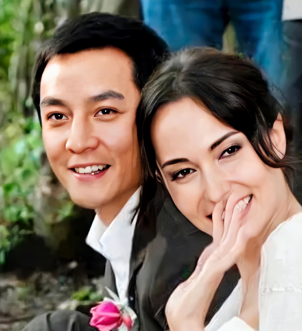 Wu Yanzu took his wife and daughter to the party. The 45-year-old wife is as old as an aunt, and ...