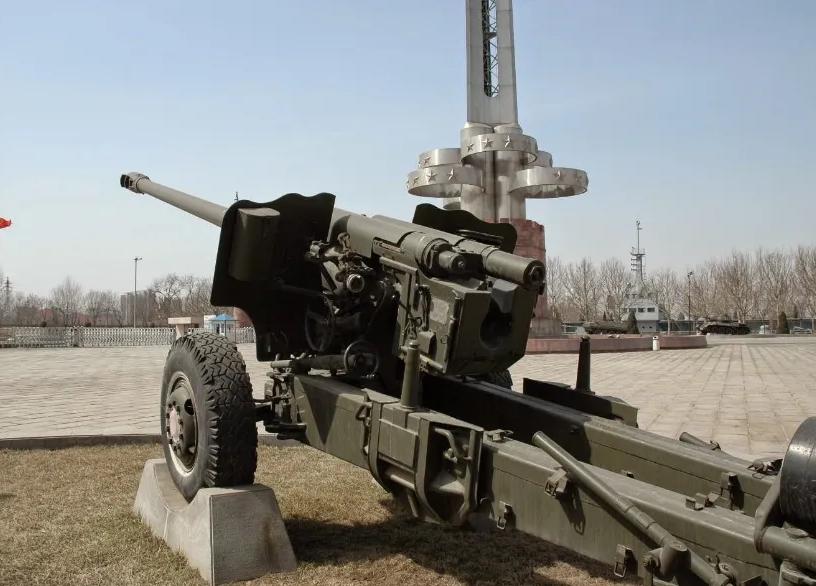 In 1984, on the Laoshan front line, the supply of artillery shells was ...