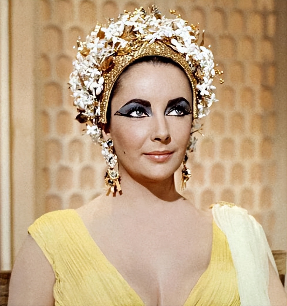 She was the last queen of ancient Egypt and a renowned female leader ...