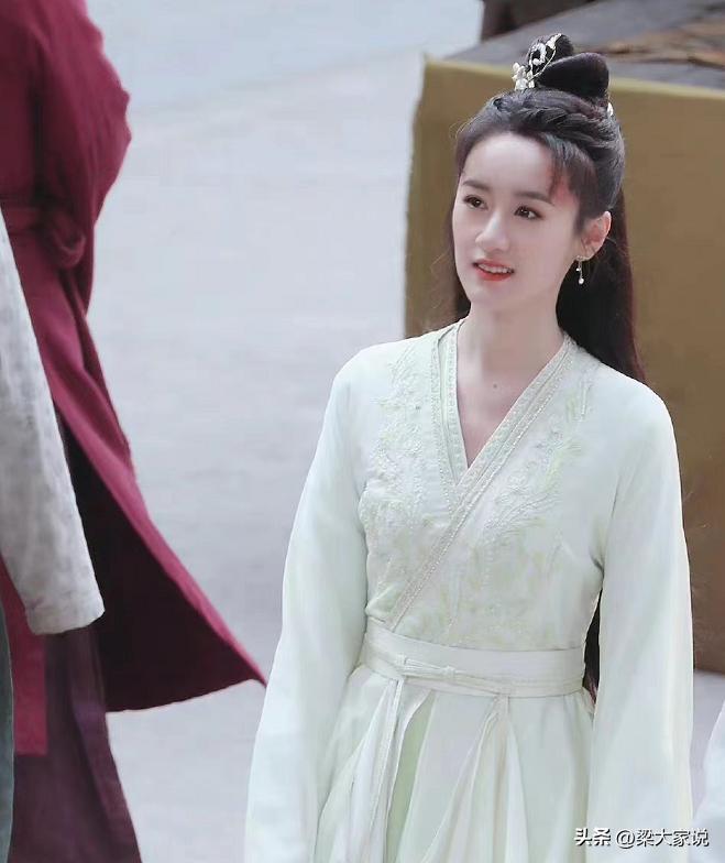 "Allure and Qinghuan" released the Mid-Autumn Festival poster, will ...