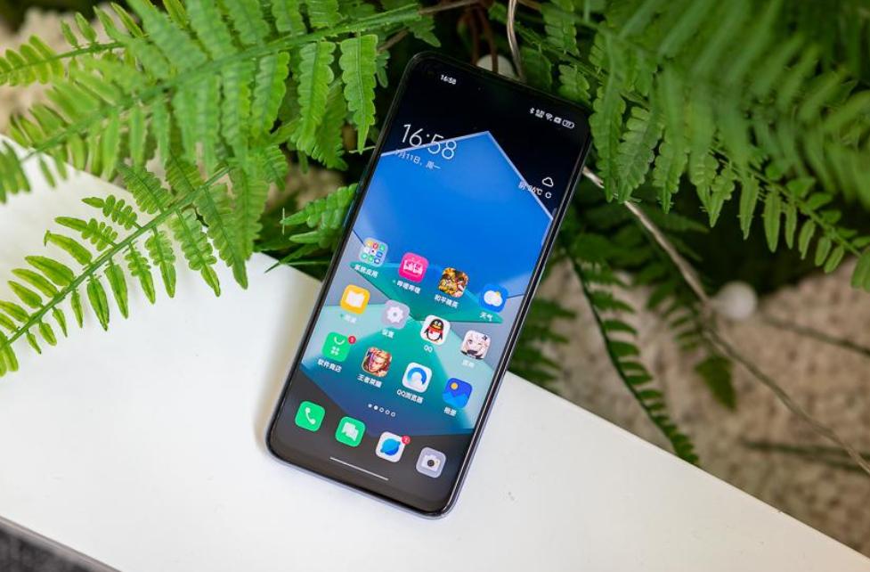 3 mobile phones with outstanding reputation in 2023, easy to use until ...