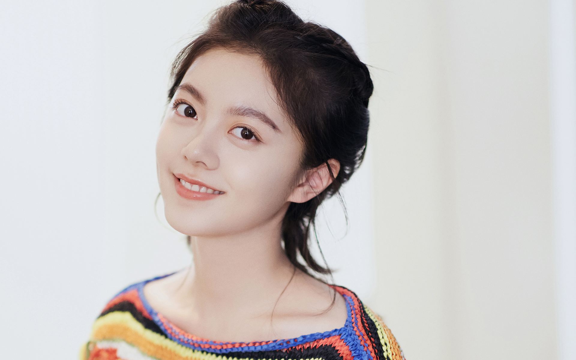 Entertainment Comments: Wang Junkai, Yang Mi, Luo Yunxi, Zhang Yuxi, Ding Chengxin, Zhao Jinmai ...