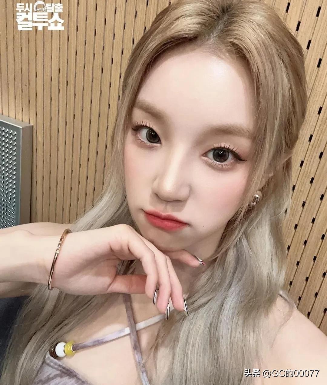 Star picture Song Yuqi - iMedia