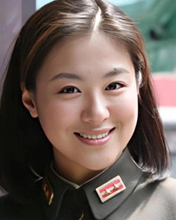 After she and Sun Honglei finished filming the kissing scene, she said to the director: If you ...