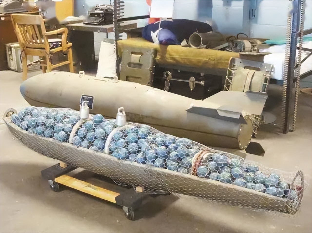 Why are the cluster bombs provided by the U.S. military to Ukraine anti ...