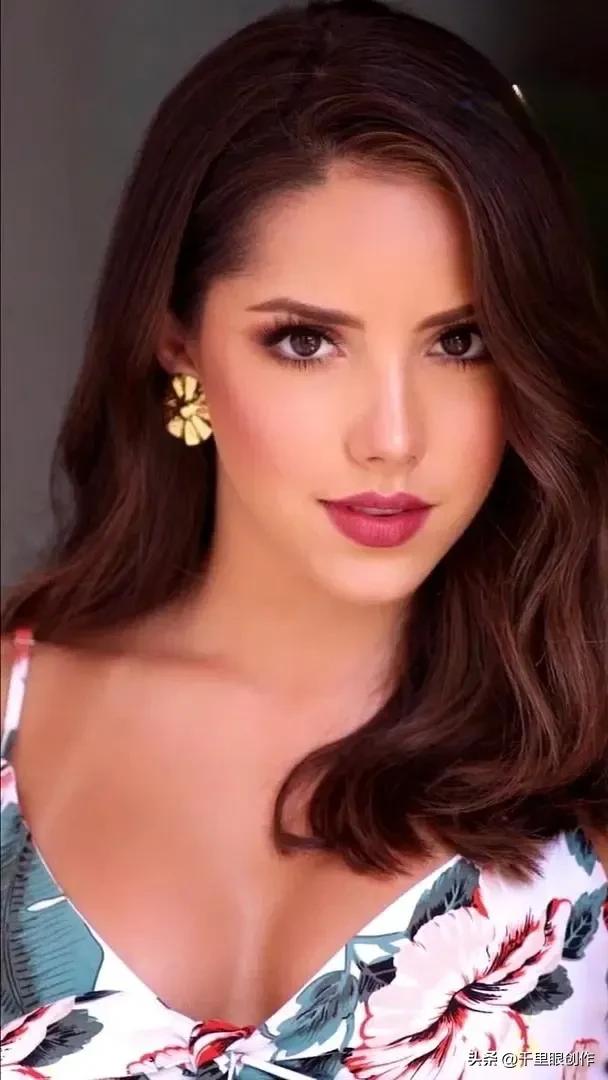 Silvana Araujo, Colombian model - iNEWS