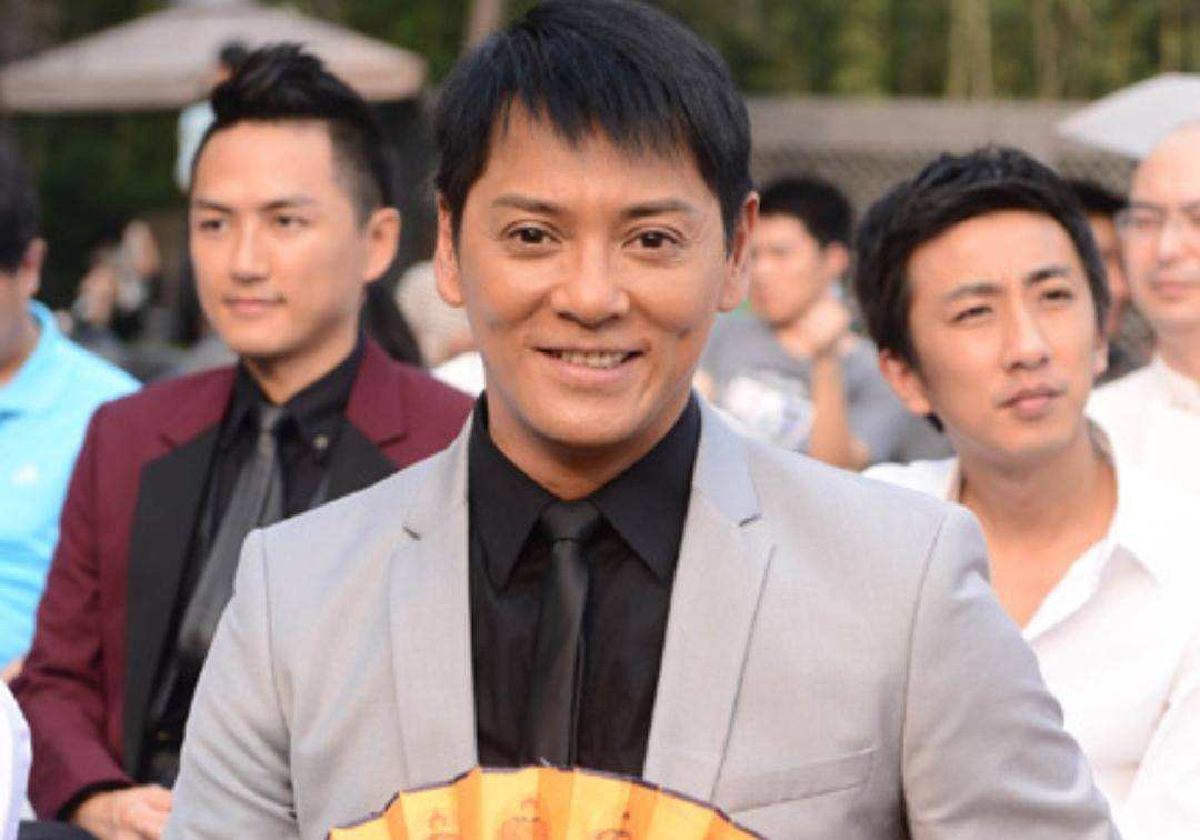 Why do actors quit the circle and sell tea leaves? - iNEWS