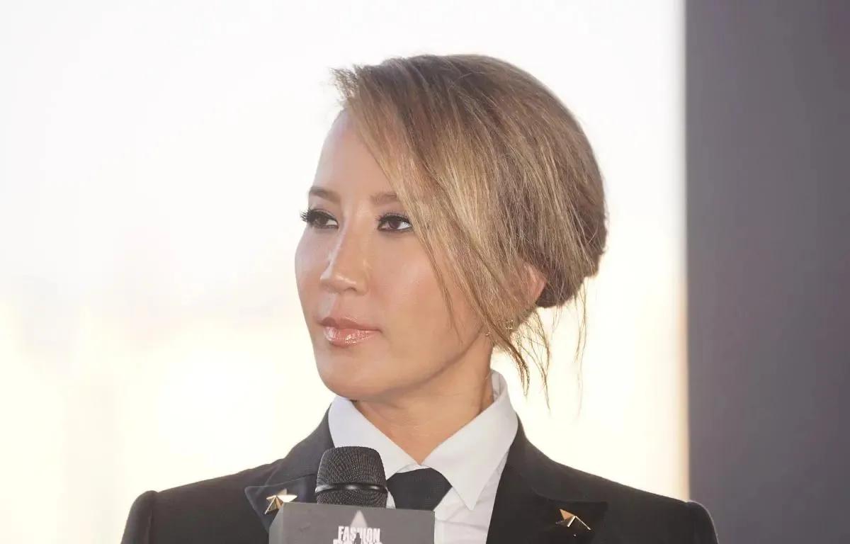 Forever Music Honors Famous Singer Coco Lee - iNEWS