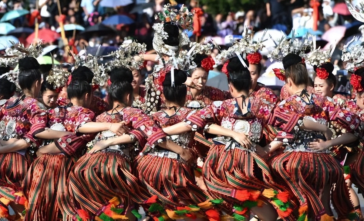 2020 Leishan Miao Year opens: a gorgeous parade, a month of extreme ...