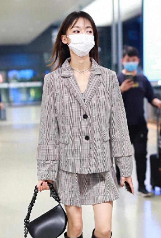 Female star's face collapsed after leaving the tenth level of beauty ...