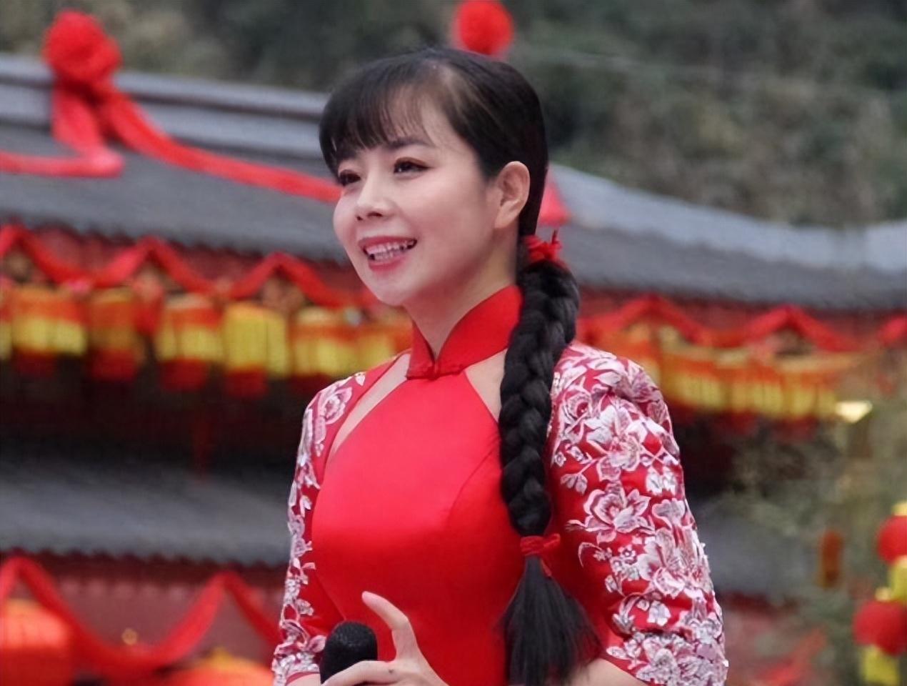 Is grassroots singer Wang Erni's identity “fake”? It's all disguise ...