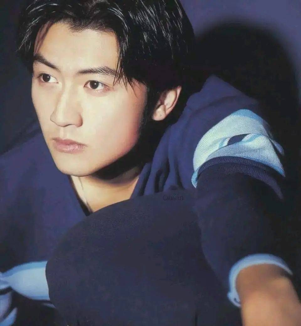 She has been with Nicholas Tse for 29 years, but got pregnant before ...