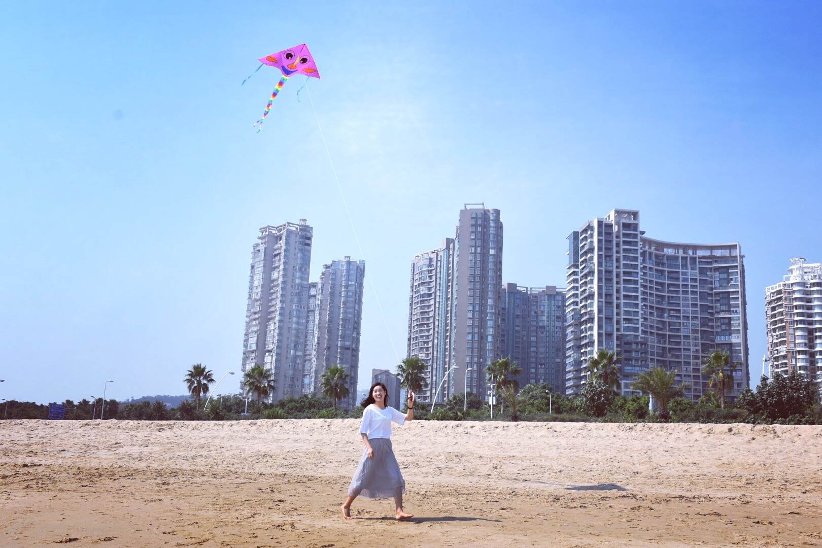flying kites in spring - iNEWS