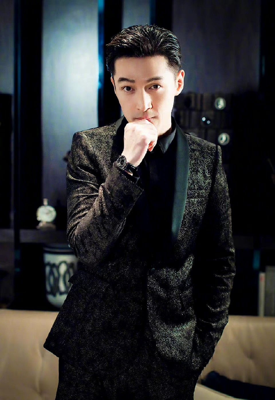 Official Hu Ge announced that he was married and had a daughter. After ...