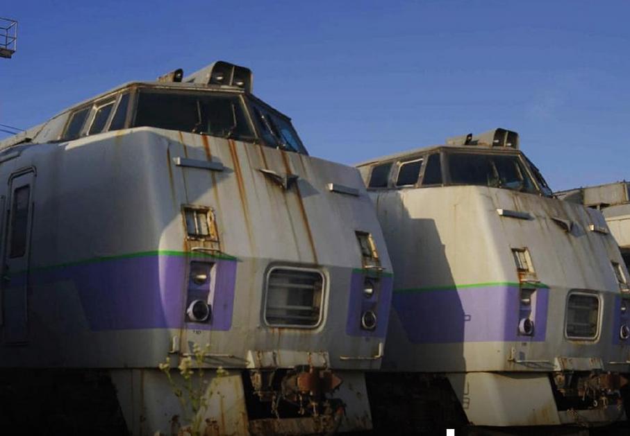 Japanese give second-hand trains and Thais bow with tears, but are ...