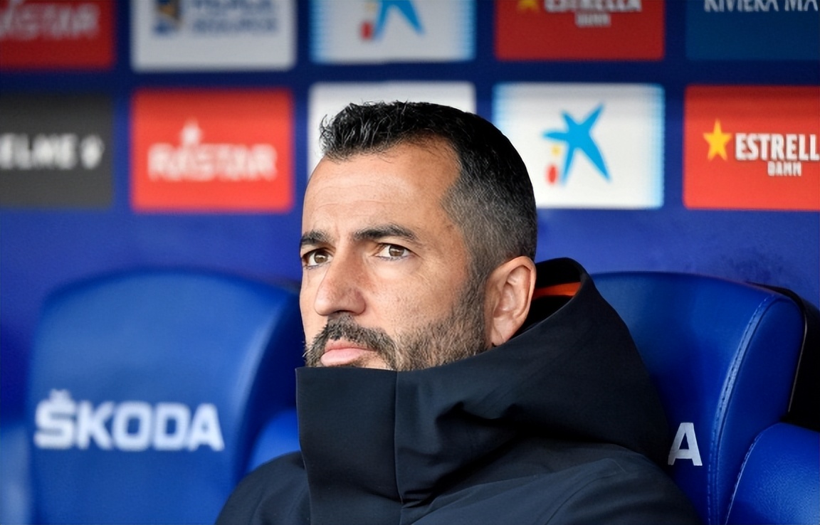 Huang Renfan's Olympiacos team appointed Martinez from Spain as head ...