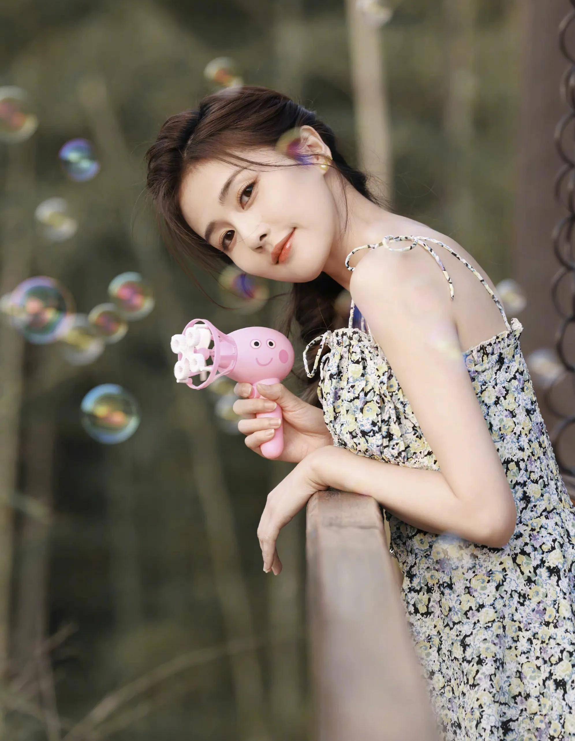 Milk skin Bai Mengyan, peerless beauty Bai Mengyan, fairy descended to ...