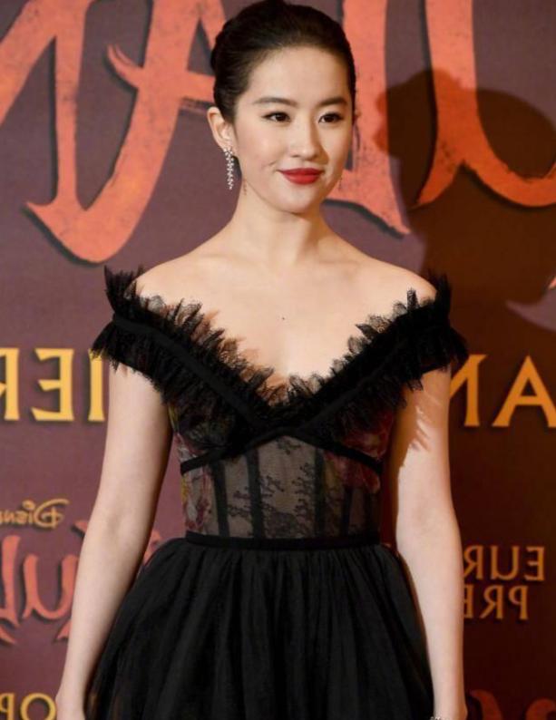 The actress under the lens of foreign media, Yang Zi is ten years old ...