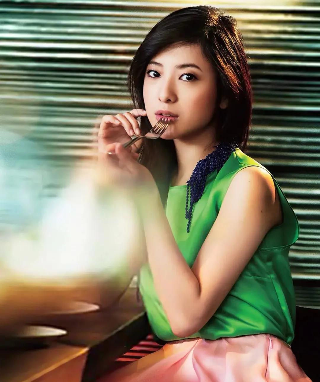 Yoshitaka Yuriko - iNEWS