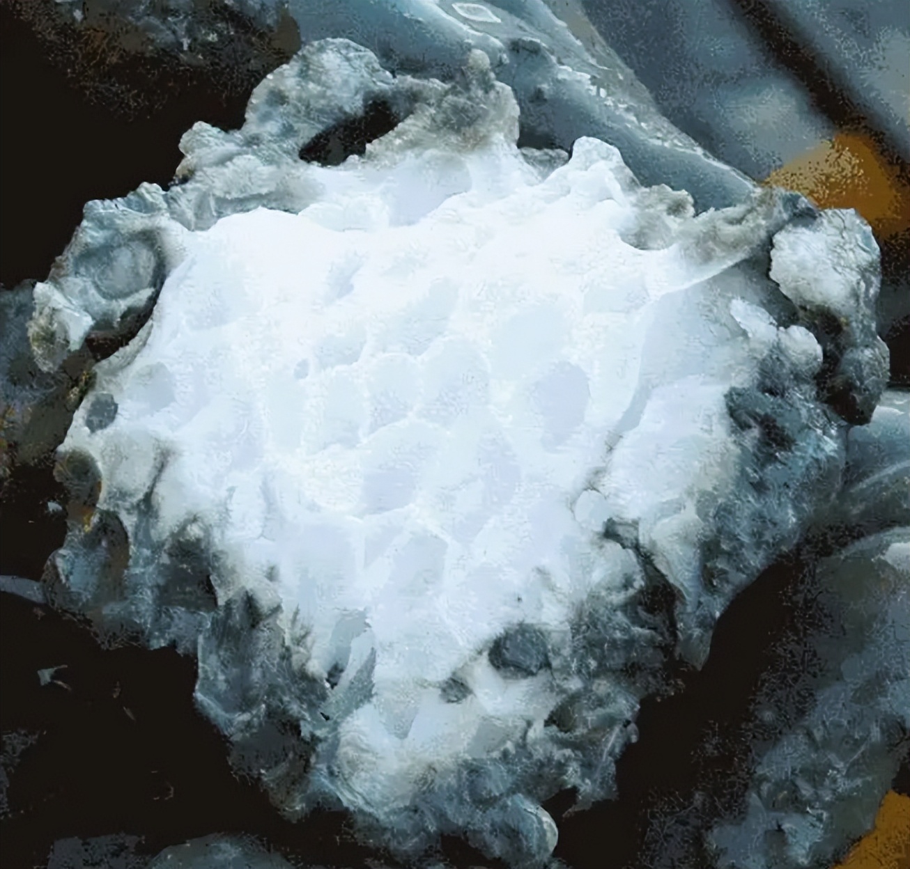 Why is no one blowing the "combustible ice" that claims to be able to ...