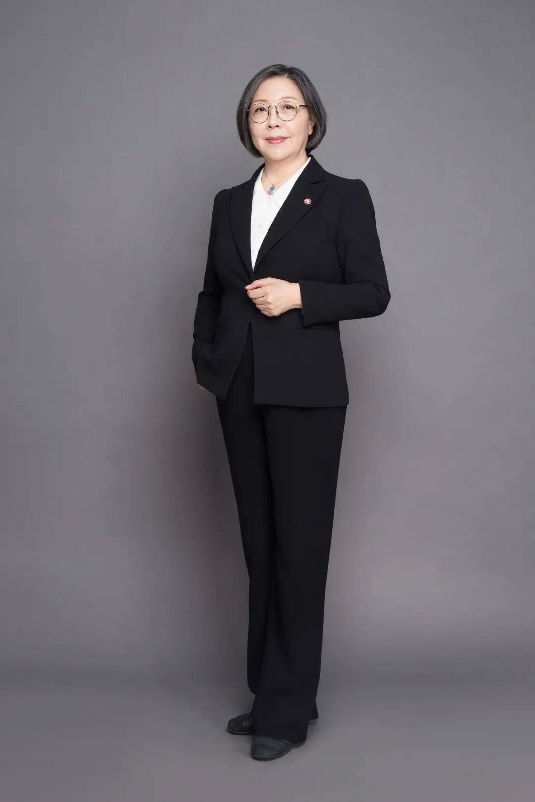 Wang Ping: Propositions on Enterprises and Corporate Social Values - iNEWS