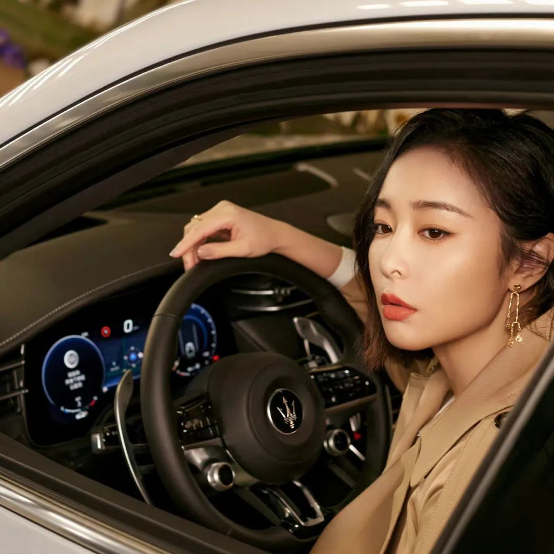 Sister Jiuyi, Yang Zi, Yang Yang Zhao Lusi, Yu Shuxin, Ma Sichun, Huang Jingyu, elegant actress ...