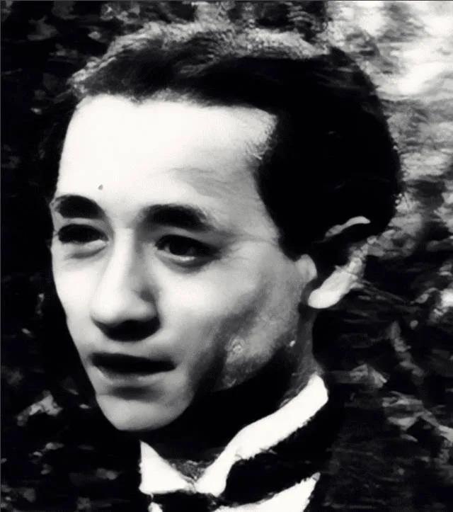 Ruan Lingyu's death has nothing to do with Tang Jishan, why her adopted ...