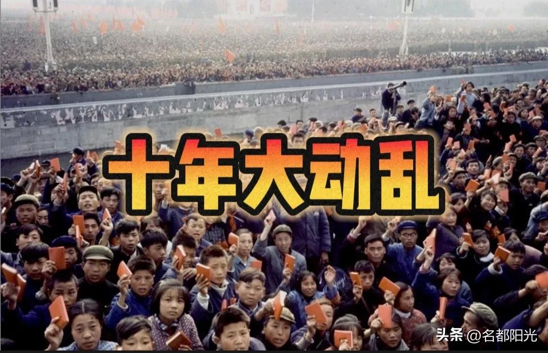 How do the two historical resolutions evaluate the major historical ...