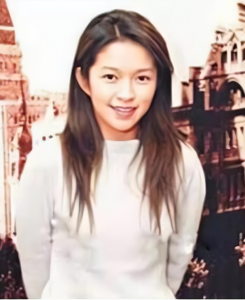 Ye Jianying's granddaughter, Ye Jingzi: She used to be Fu Mingxia's agent, and was pursued by ...