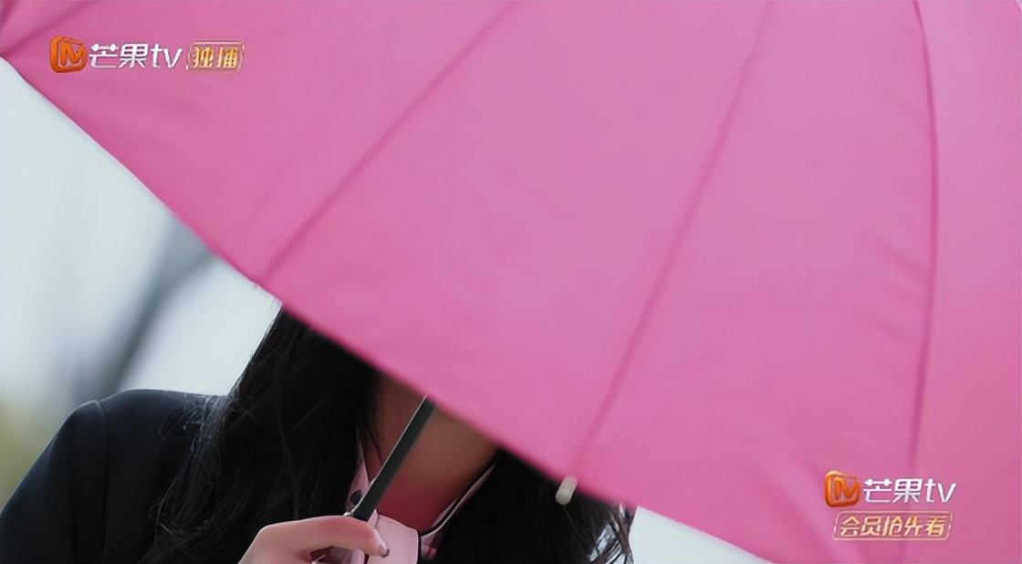 Shocked, Mango overturned in the field it is best at! - iMedia