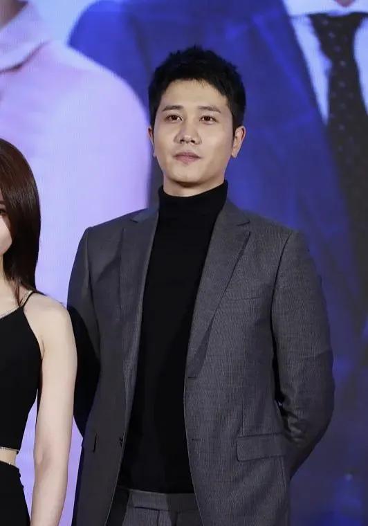 Bo Bing, Zhao Liying, Jia Jingwen, Zheng Shuang, Wu Yifan - iNEWS