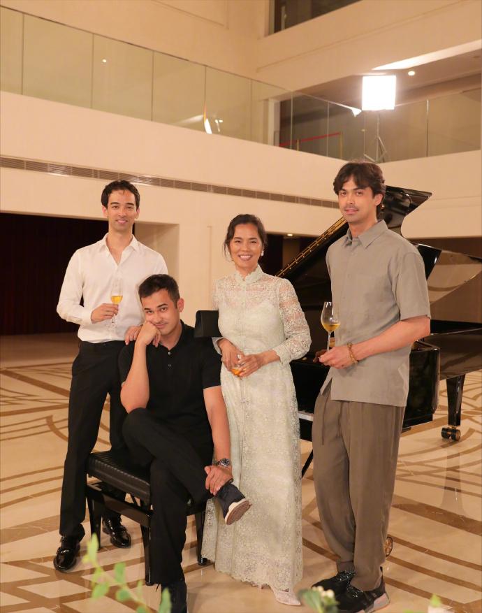 Diva Wei Wei: The ex-husband of domestic violence has passed away and ...