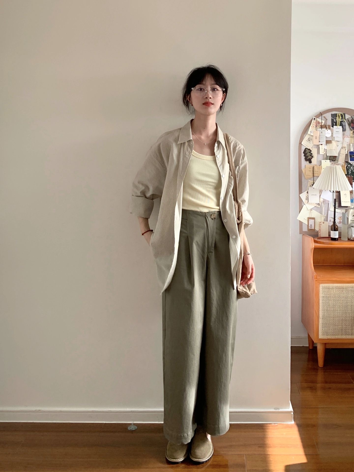 How to wear clothes if you have round shoulders and hunchback after ...