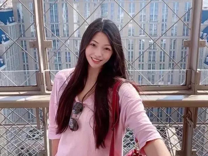 Another grandparents love! Married 36-year-old girlfriend at the age of ...