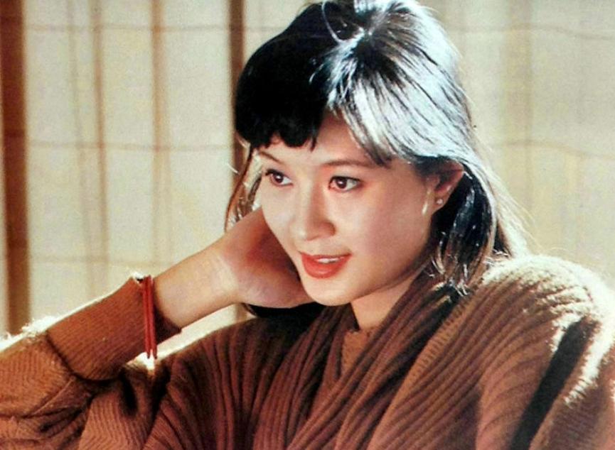 Fang Shu: Tu Hong was abandoned after being popular, and raised his two ...