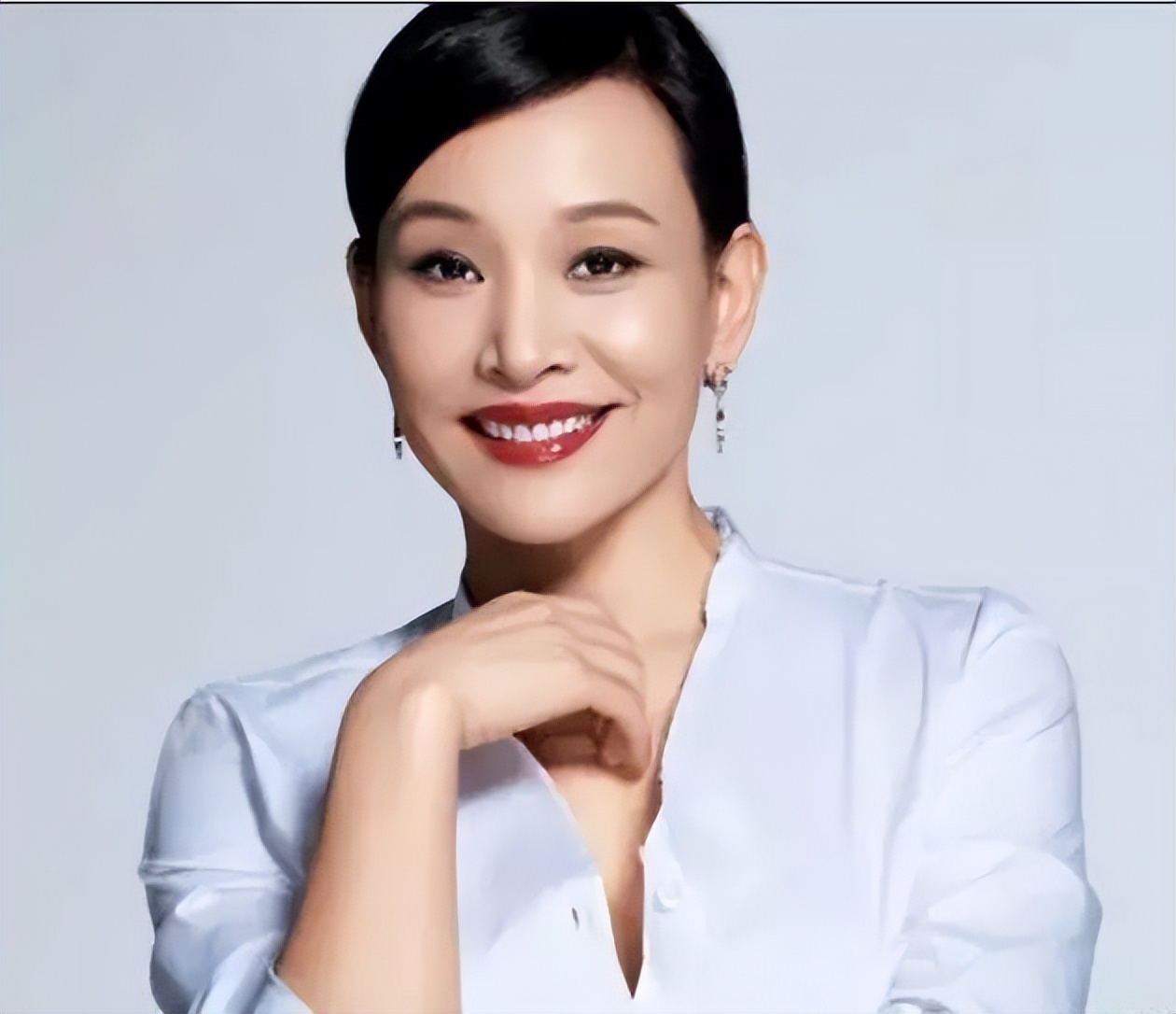 Actor Chen Chong: In order to become famous and change his nationality ...