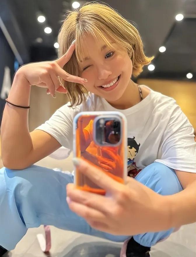 Japanese cute and sexy model entertainer: Ando Kyoka - iMedia