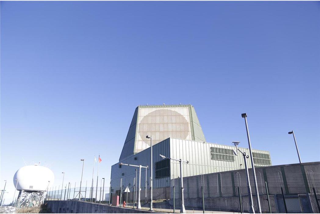 In front of the CCTV camera, the J-20 pilot personally narrated that ...