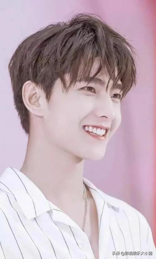 Yang Yang, a handsome and sunny man, do you still remember? "A Slight ...
