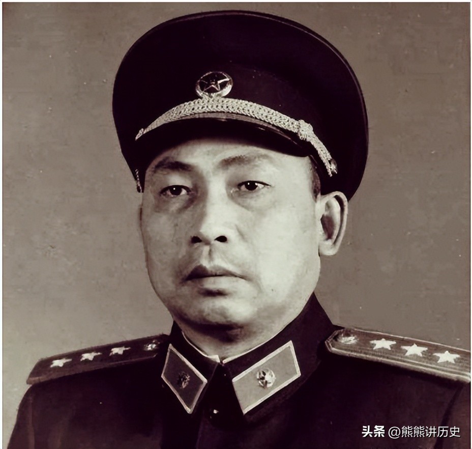 The precious photo of the two tiger generals in the war years, they are ...